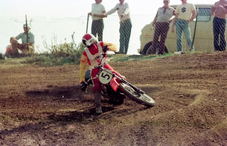 Mess-Free Chain Lube Applicator by Oinker®